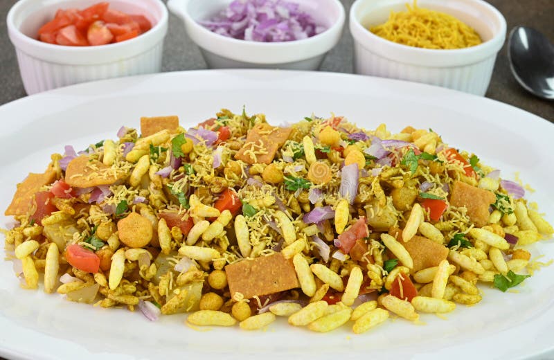 Bhel Puri Indian Snack Dish Stock Image - Image of front, bhel: 360163791