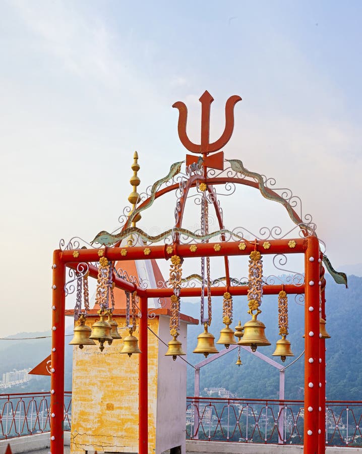 Bhootnath Temple of Shiva, Rishikesh Stock Image - Image of traditional ...