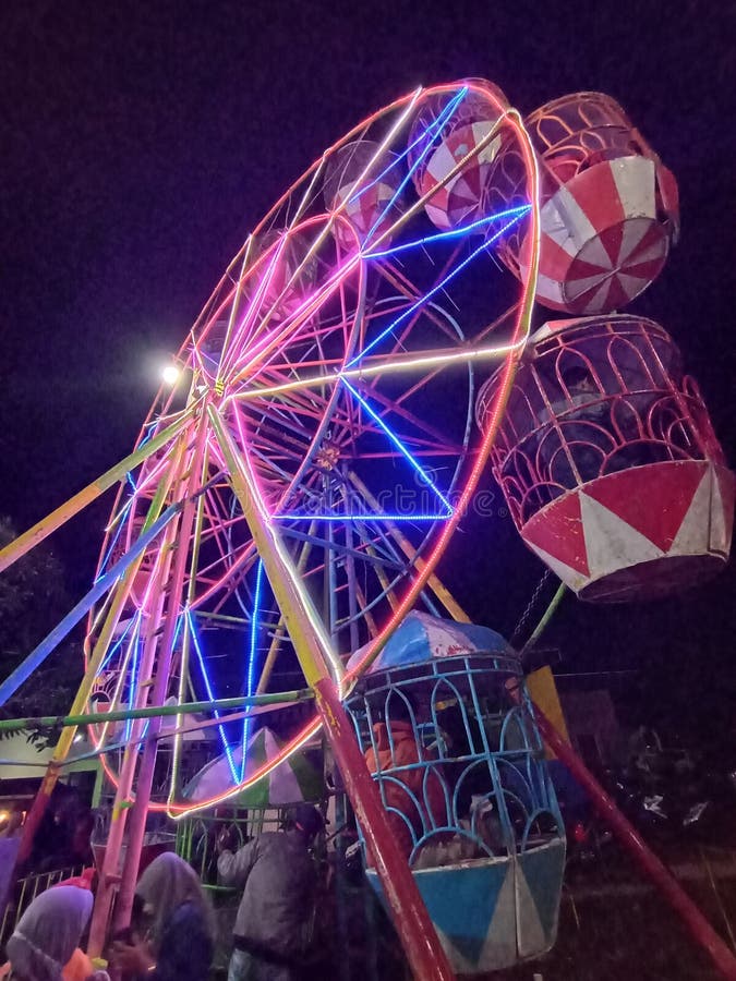 Bianglala stock image. Image of telonlanang, night, toys - 261947035