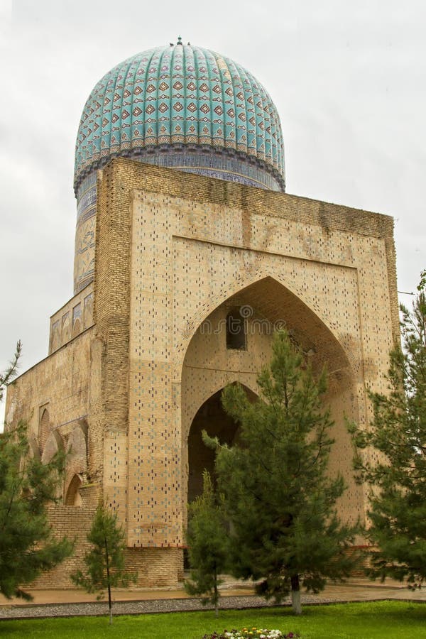 Bibi Khanum Mosque in Samarkand Stock Image - Image of ancient ...