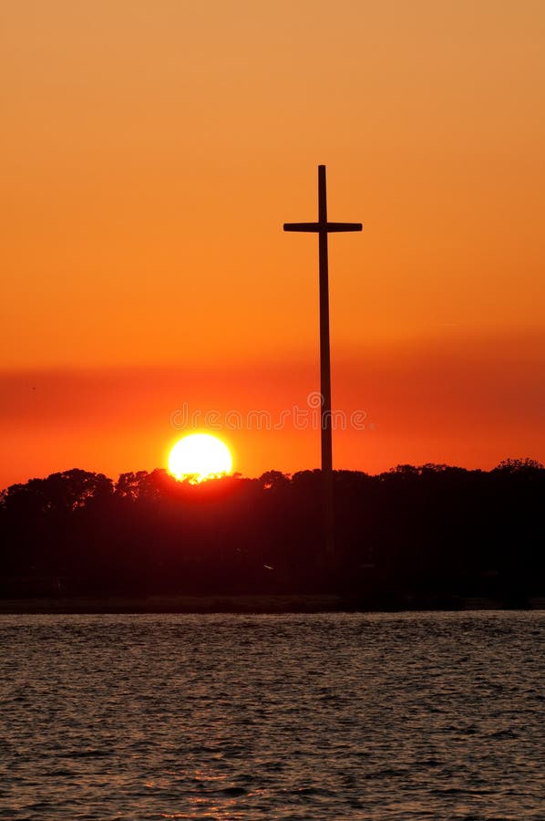 3,613 Cross Ocean Sunset Stock Photos - Free & Royalty-Free Stock ...