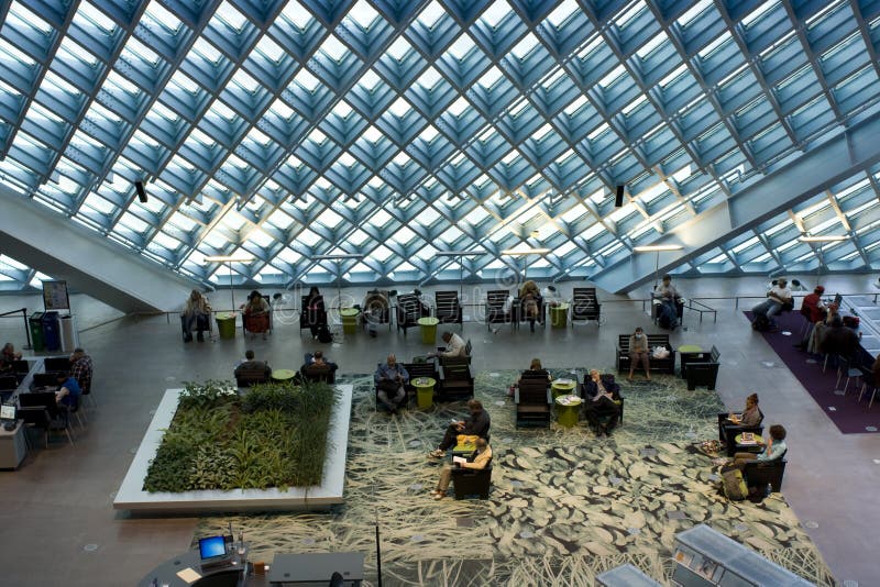 Biblioteca de Seattle fotografia editorial. Imagem de diagonal - 29685582