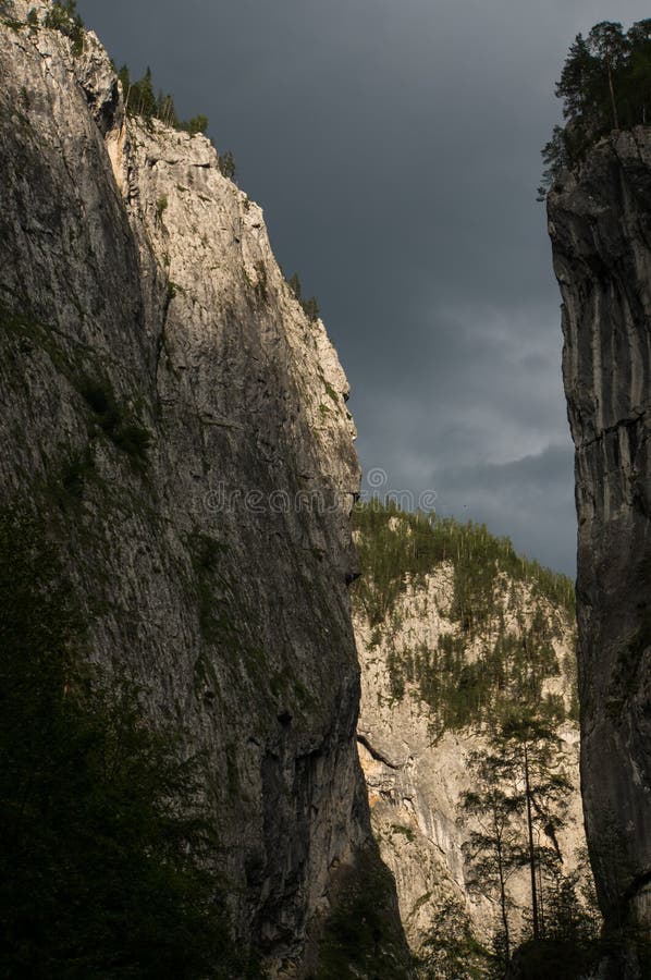 Bicaz canyon stock image. Image of canyon, place, rock - 46417073