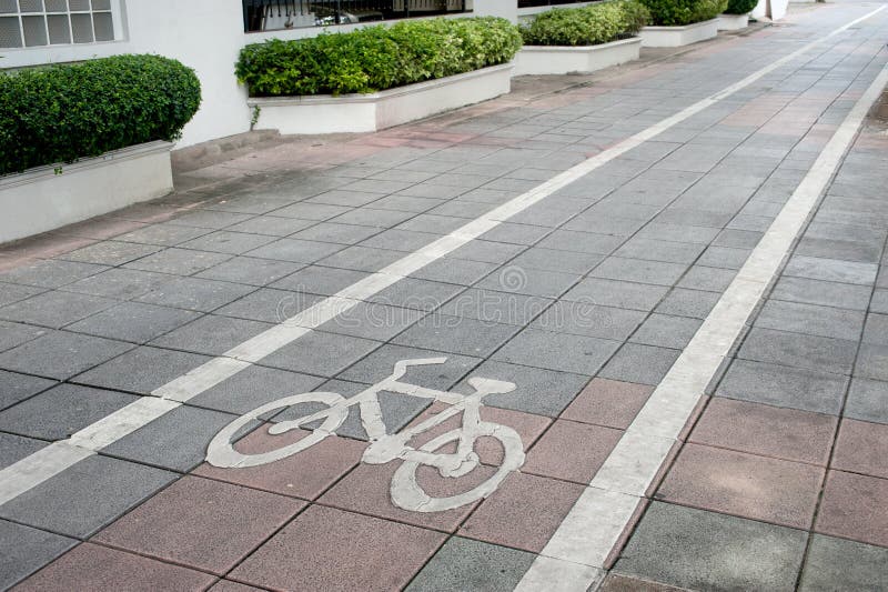 Bicycle lane on footpath. stock image. Image of lines - 29602845