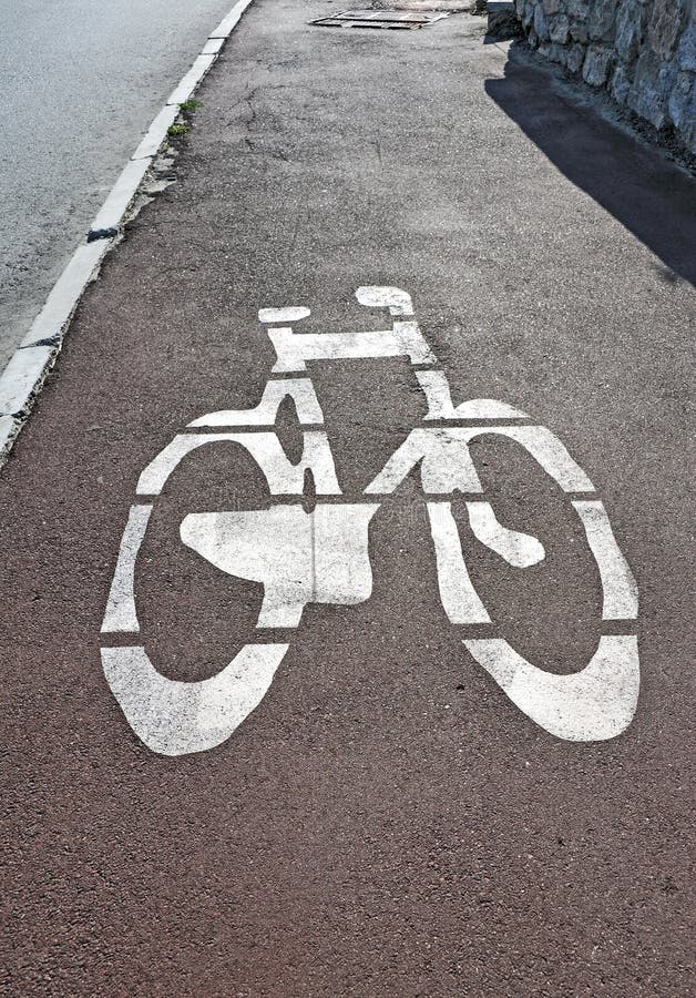 Bicycle lane road sign stock image. Image of notification - 37870805