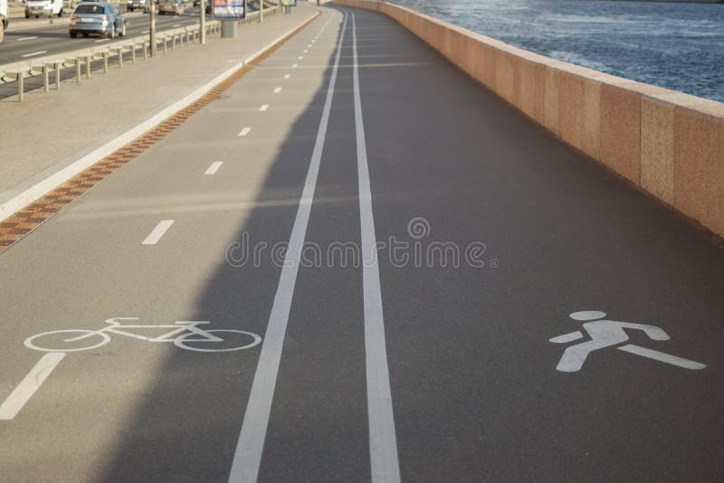 Bicycle and Pedestrian Path Stock Photo - Image of road, route: 189017808