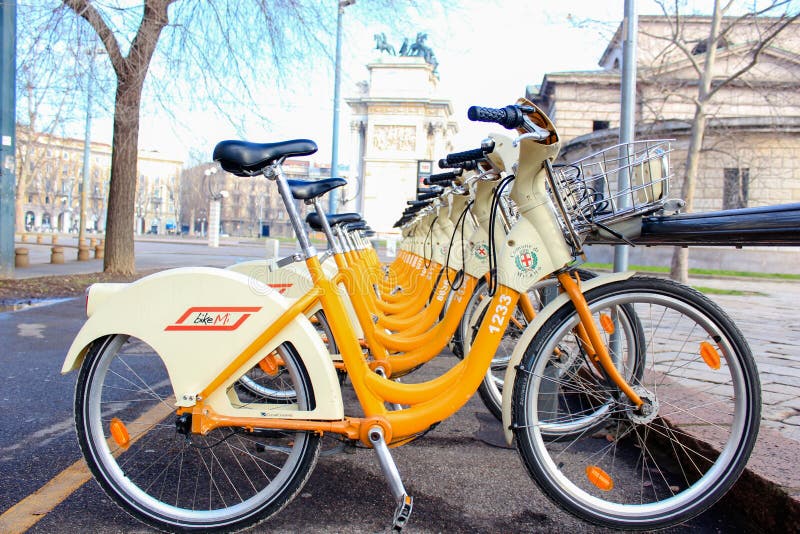 Bicycles to rent Milan editorial image. Image of water - 56174565