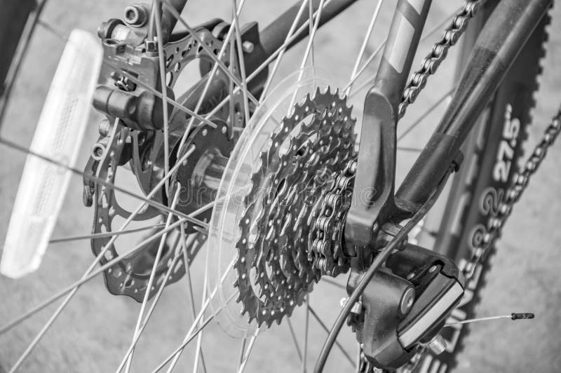 Bicylce Chain and Gear System Stock Photo - Image of disk, chrome: 67278886 Bicylce Chain and Gear System Stock Photo - Image of disk, chrome: 67278886