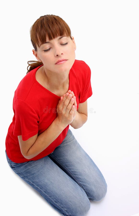 Biddende vrouw stock foto. Image of kaukasisch, rood - 15520760