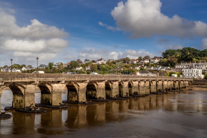BIDEFORD, DEVON, ENGLAND - 20 OCTOBER 2021: View of Ancient Long Bridge ...