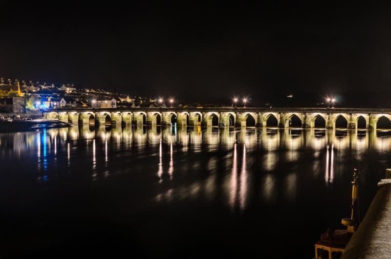Bideford Long Bridge at Night in North Devon, England with Quayside ...