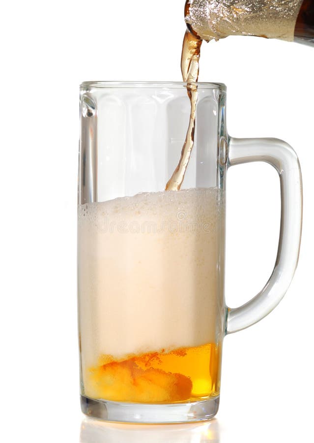 Bier stockbild. Bild von golden, gelb, hintergrund, bier - 10611221