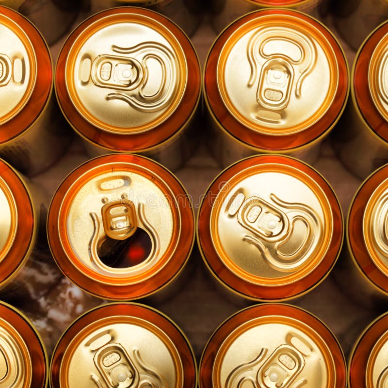 Bierdosen stockbild. Bild von dose, speisekarte, stab - 16000901