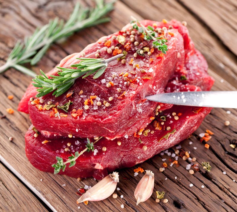 Bifteck de boeuf. image stock. Image du filet, nourriture - 29914625