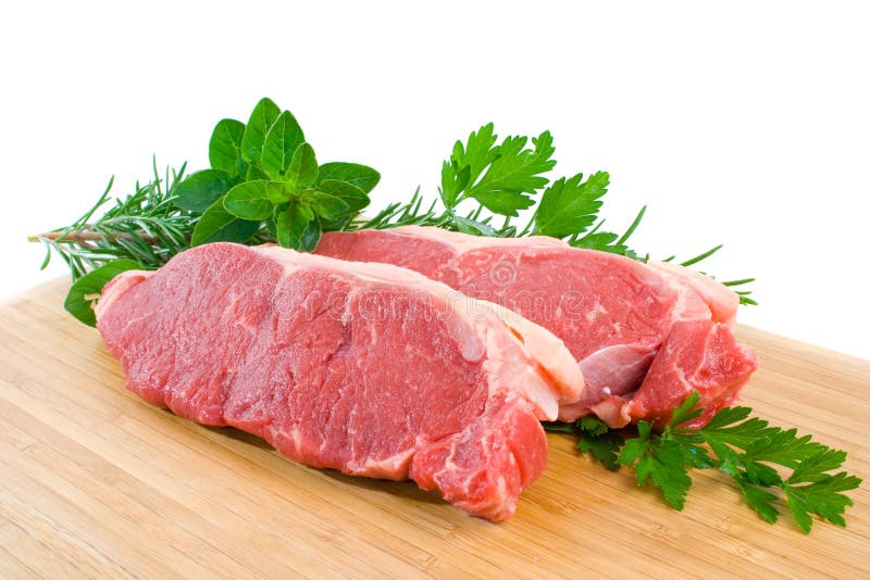 Biftecks De Boeuf Avec Des Herbes Photo stock - Image du panneau, dîner ...