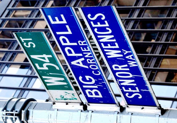 Big Apple corner, New York editorial stock image. Image of apple - 18135979