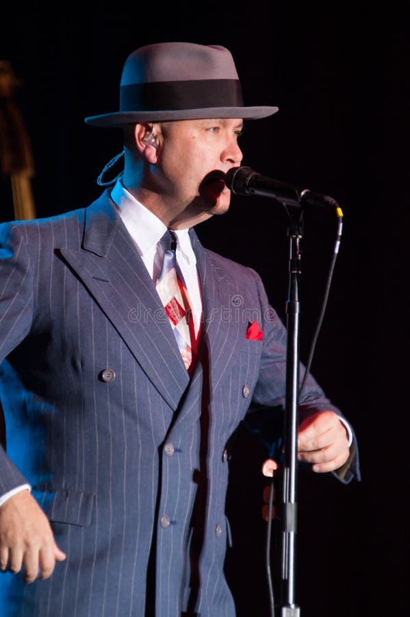 Big Bad Voodoo Daddy editorial photography. Image of scotty - 28403507