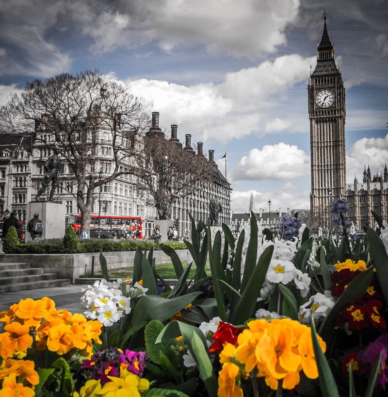 Big Ben, Parliament Square stock photo. Image of landmark - 39273856