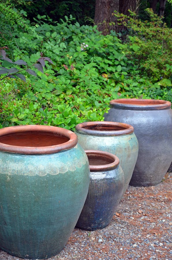 Big blue empty garden pots stock image. Image of garden - 32745721