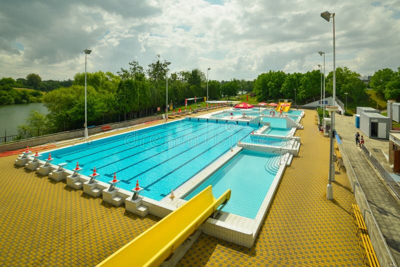 Swimming Pool Picture. Image: 5987206