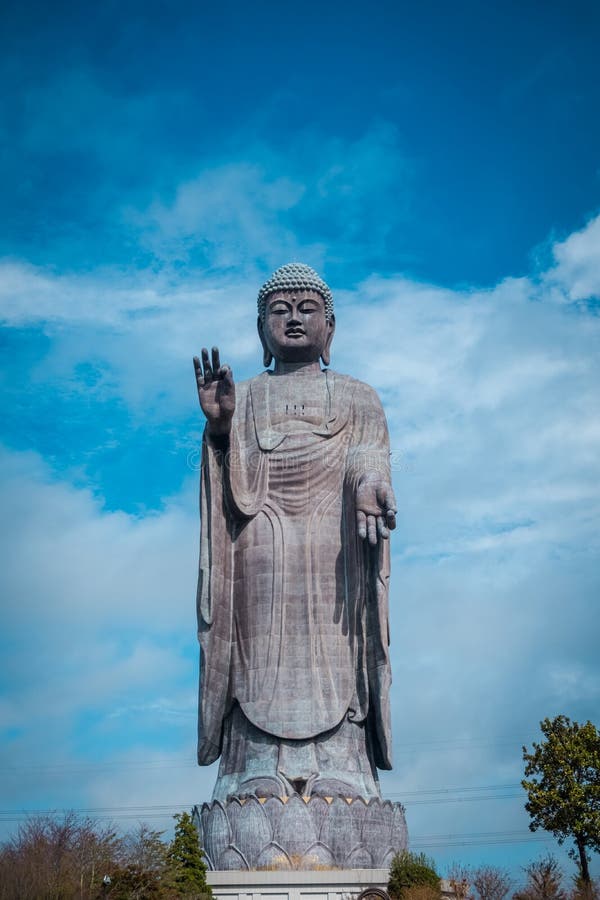 Big Buddha `Ushiku Daibutsu` in Japan. Editorial Stock Photo - Image of ...