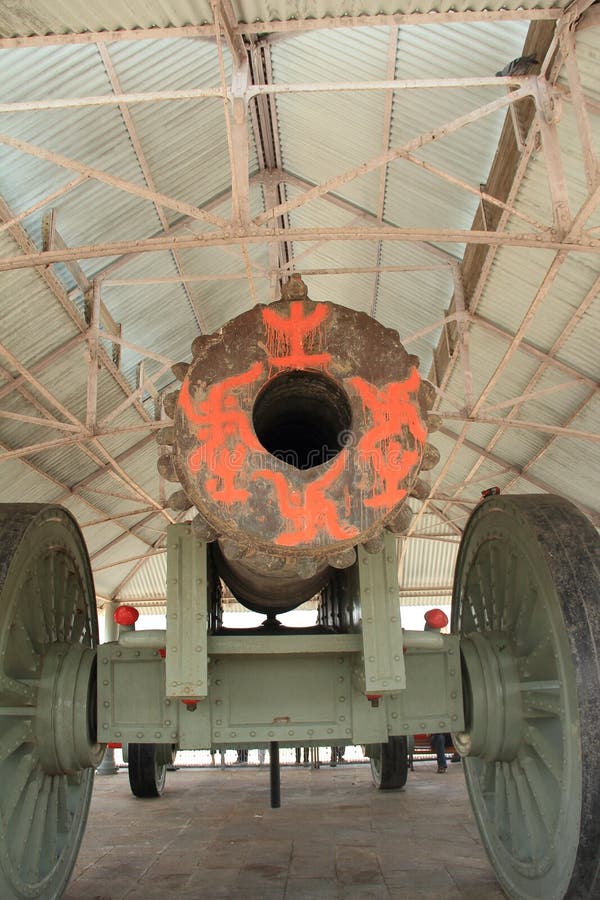 Big Cannon. stock image. Image of danger, cannon, palace - 26905749