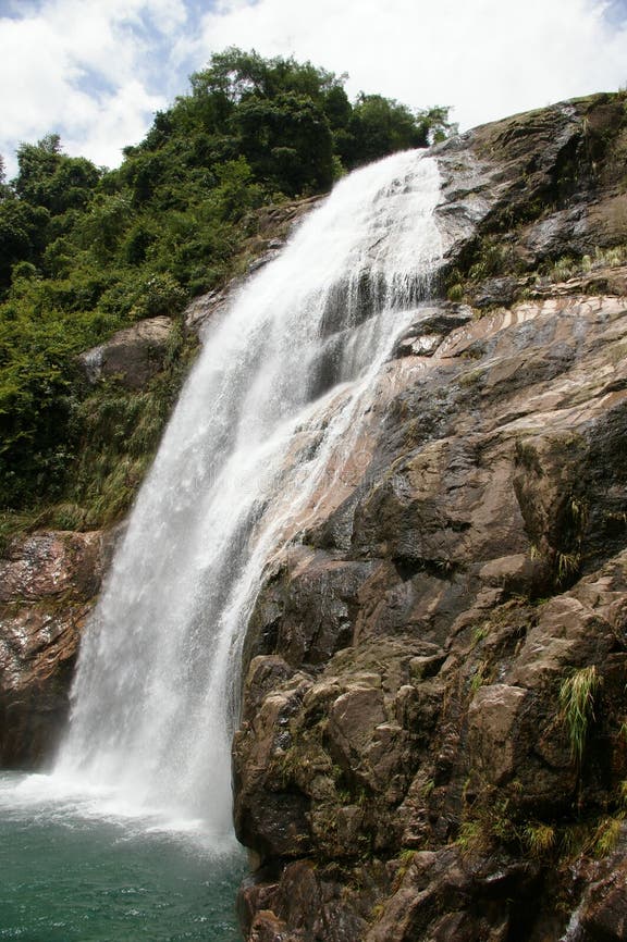 Big chute stock image. Image of waterfall, stone, linn - 7531607