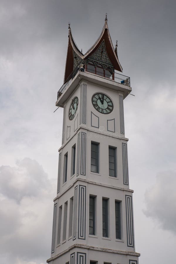 Big Clock in the Middle of the Square with a Cloudy Sky Stock Image ...