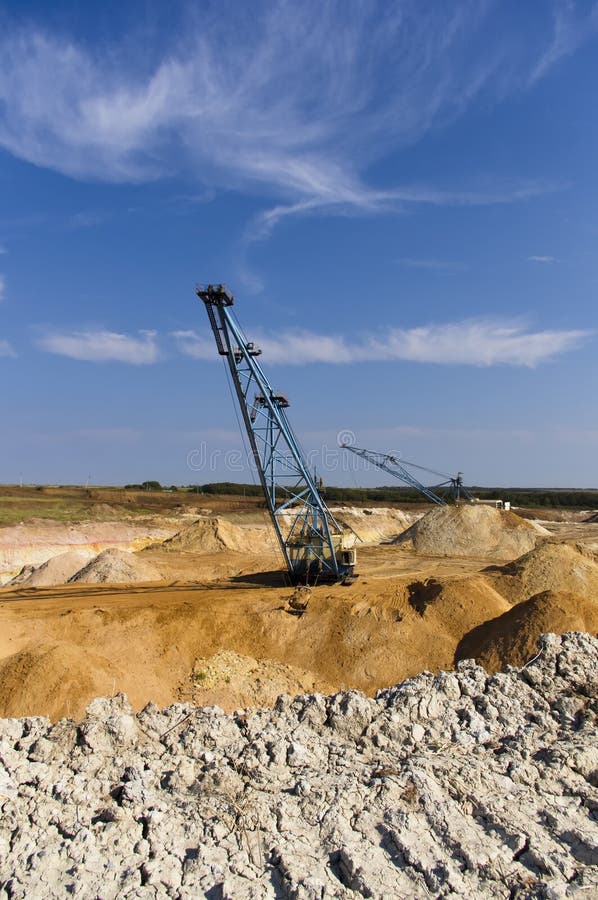 299 Big Dragline Stock Photos - Free & Royalty-Free Stock Photos from ...