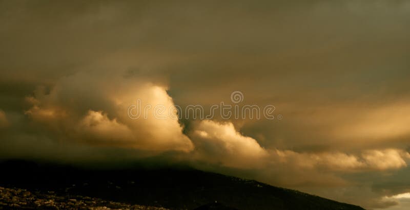 Big Dynamic Storm Clouds at Sunset Stock Image - Image of landscape ...