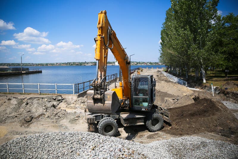 Big Excavator on New Construction Site Stock Image - Image of gravel ...