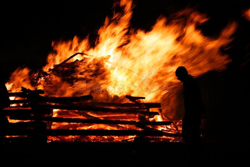 Cremation Ceremony: Funeral Pyres on Fire Detail Editorial Photography ...