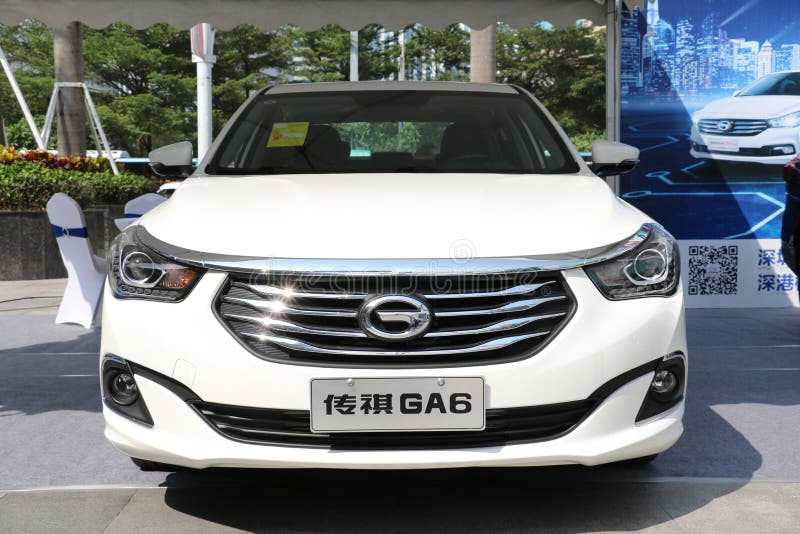 Big Front Face of White Car Editorial Image - Image of orange, whine ...