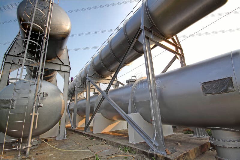 CNG/NGV Gas Tanks for Heavy Truck Stock Photo - Image of environmental ...