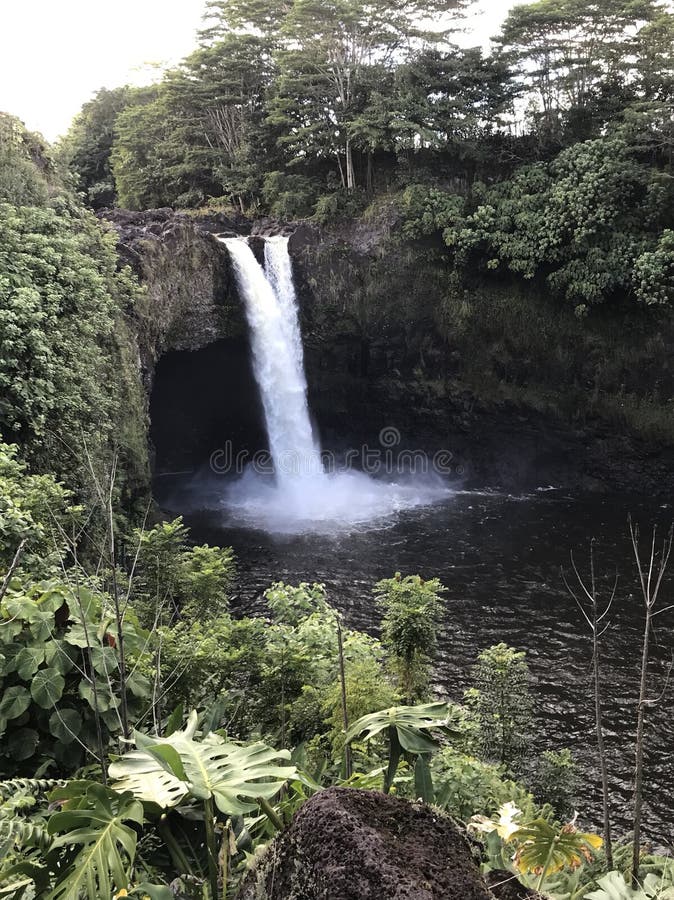 Big Island of Hawaii stock image. Image of hilo, waterfalls - 105795797