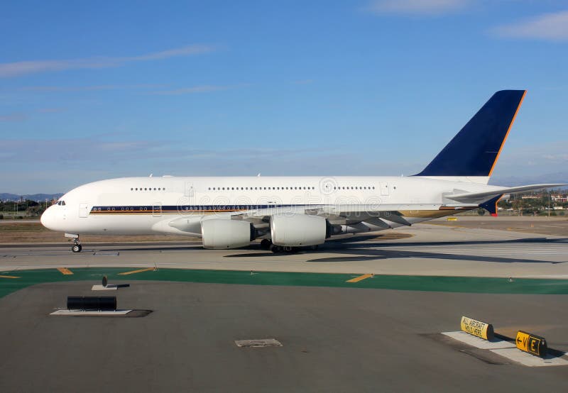 Big jet plane stock image. Image of departure, approach - 29302287