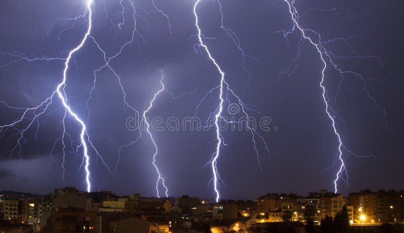 Big Lightning Storm At Granollers Stock Image - Image of danger, ground ...