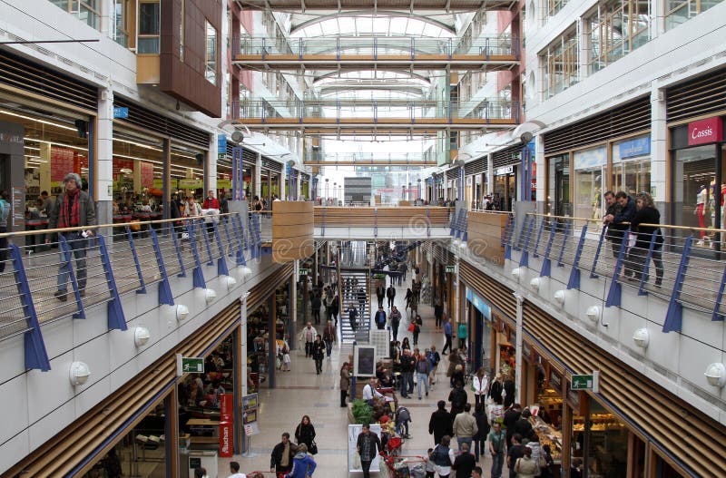 Busy mall editorial stock photo. Image of busy, crowd - 22502328