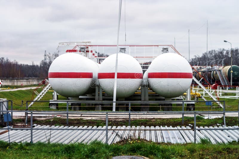Big Oil Tanks in a Refinery Stock Image - Image of petrochemical, metal ...