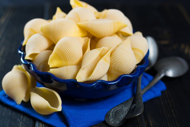Big Pasta Shells for Stuffing, Uncooked Stock Image - Image of meal ...