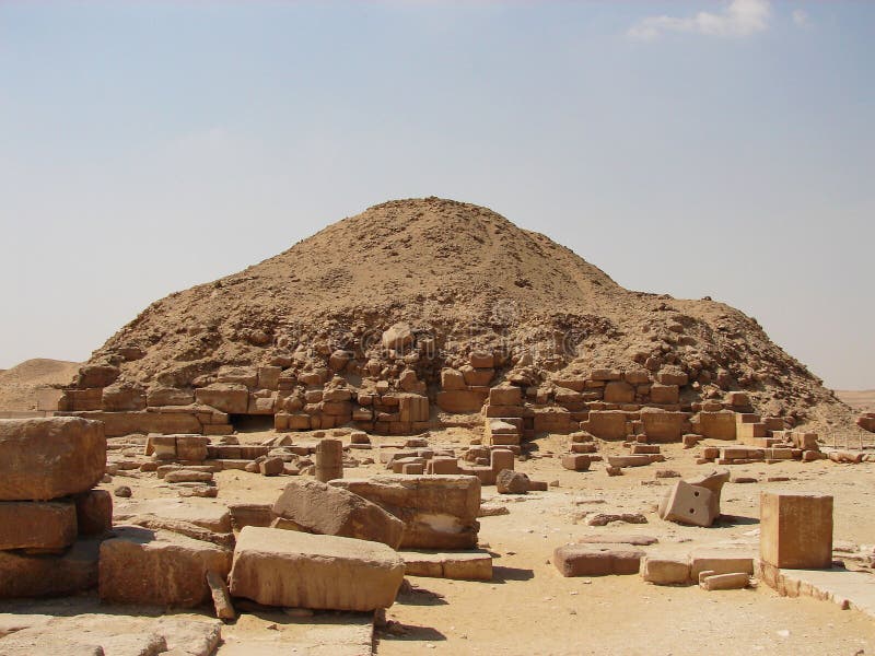 Big pyramids of Egypt stock image. Image of cheops, limestone - 88657807
