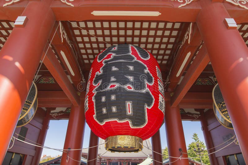 The big red lamp editorial photo. Image of tokyo, buddhist - 61743416