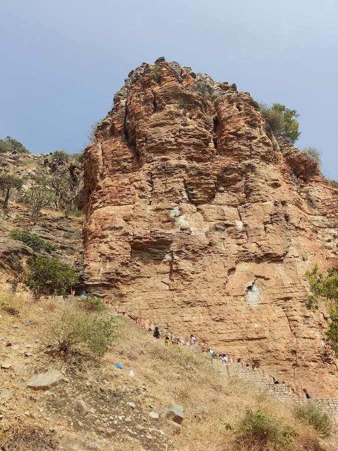 Big Rock editorial stock photo. Image of rock, place - 111112473