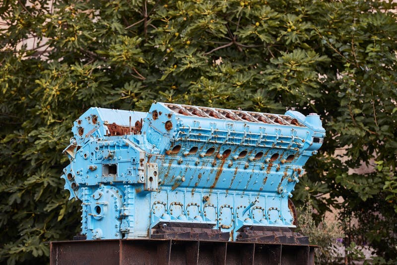 264 Scrap Diesel Engine Stock Photos - Free & Royalty-Free Stock Photos ...