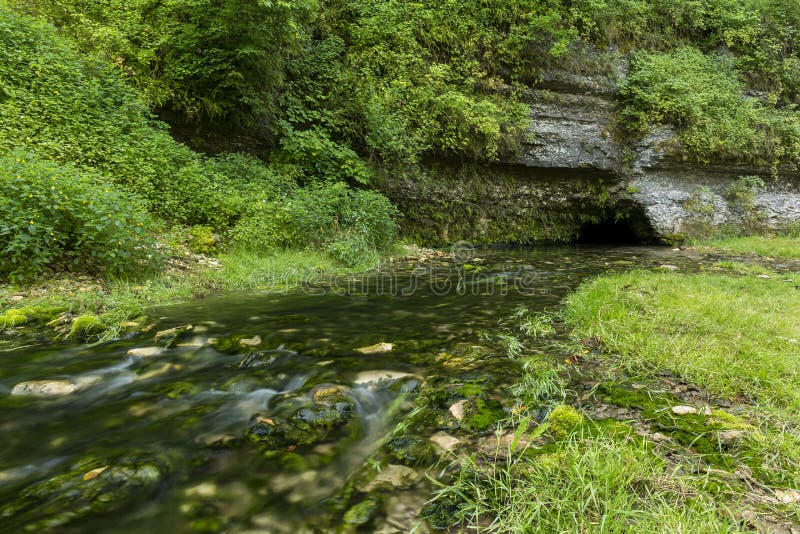 Big Spring Cave stock image. Image of hole, outdoors - 97364937