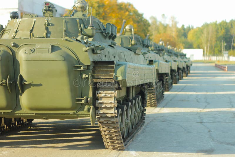 Big tank on the exhibition editorial photo. Image of artillery - 85727376