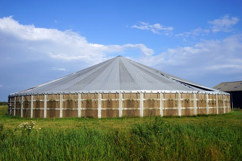 Agriculture Tent Farm Stock Photos - Download 761 Royalty Free Photos