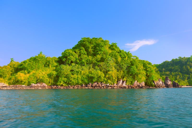 Big tropical desert island stock image. Image of thailand - 29854305