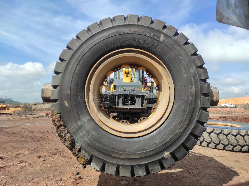 Big Tyre editorial photography. Image of tyre, 2700r45 - 264904497