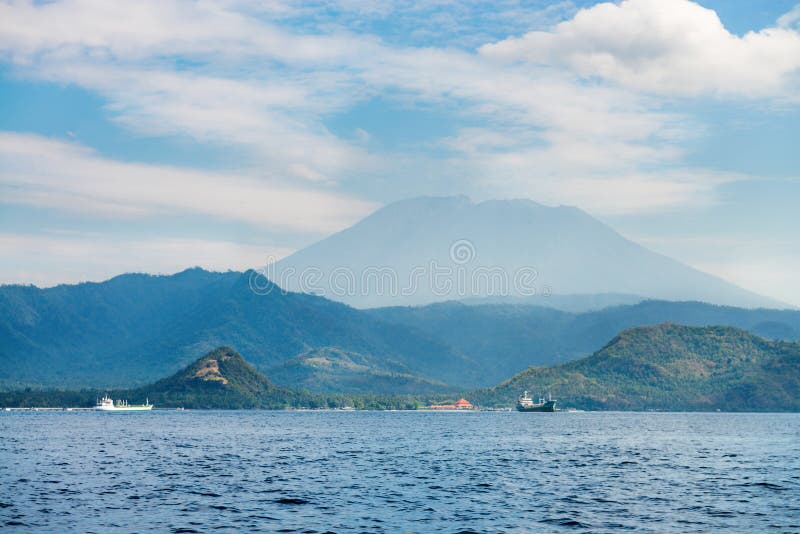 The Quill Volcano in Sint Eustatius Stock Image - Image of hole, nature ...